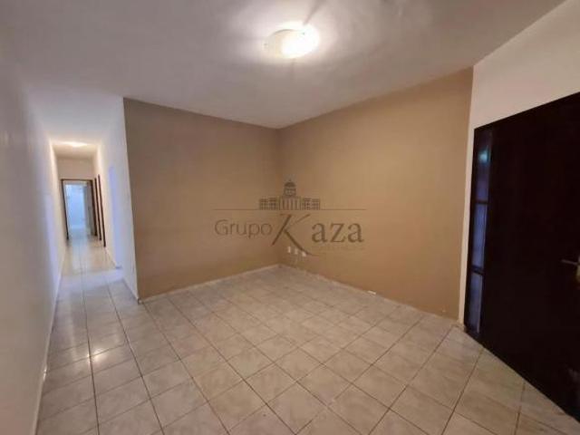 Oportunidade Casa Residencial União 2 Dormitórios 80m²