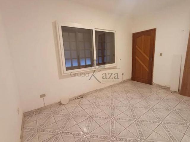 Oportunidade Casa Residencial Bosque dos Ipês 3 Dormitórios 150m²