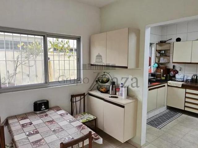 Oportunidade Casa Residencial e Comercial Vila Betânia 3 Dormitórios 167m²
