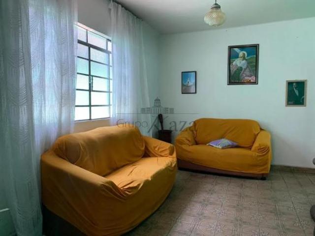 Oportunidade Casa Residencial Parque Industrial 2 Dormitórios 150m²