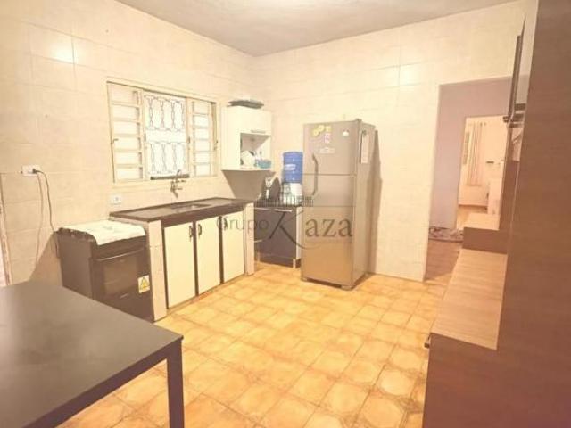 Oportunidade Casa Residencial São Francisco 3 Dormitórios 125m²