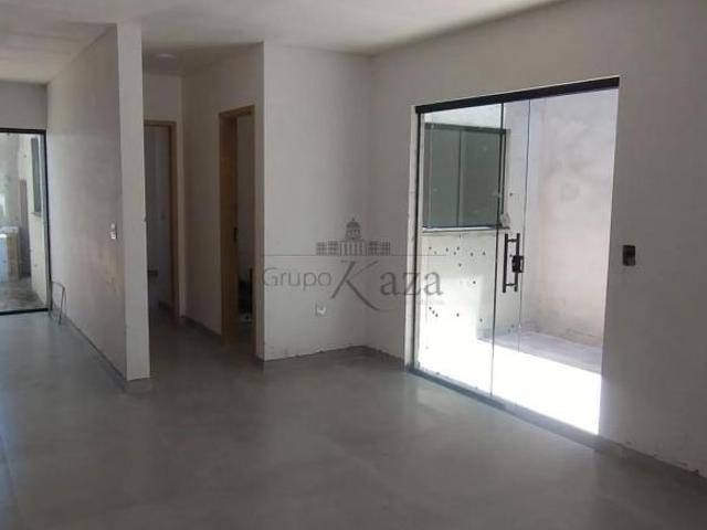 Oportunidade Casa Residencial Santa Paula Jacareí 3 Dormitórios 88,80m²