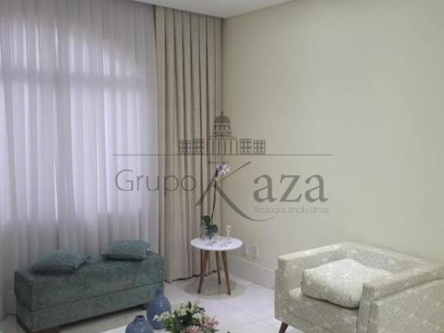 Oportunidade Casa Sobradada Monte Castelo 3 Dormitórios 219m²