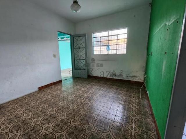 Oportunidade Casa Sobrado Bosque dos Eucaliptos 4 Dormitórios 250m²