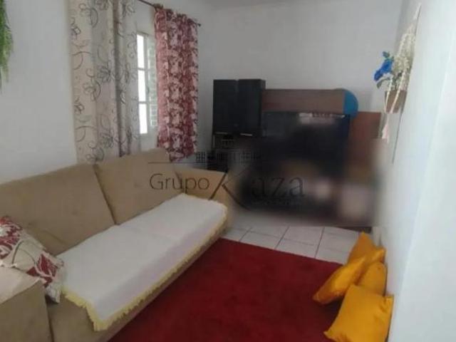 Oportunidade Casa Sobrado Bosque dos Eucaliptos 3 Dormitórios 145m²