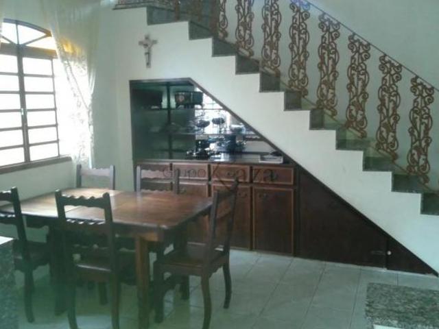 Oportunidade Casa Sobrado Bosque dos Eucaliptos 3 Dormitórios 275m²