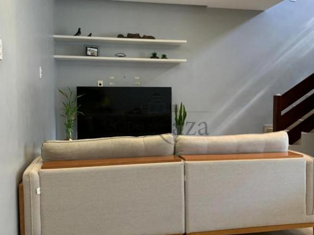 Oportunidade Casa Sobrado Bosque dos Ipês 2 Dormitórios 140m²