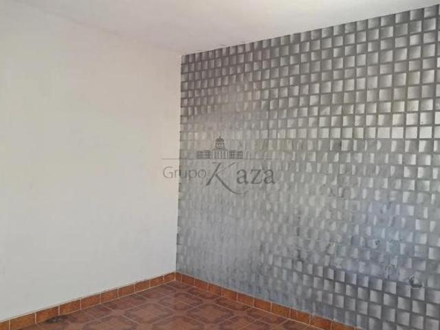 Oportunidade Casa Sobrado Centro Jacareí 4 Dormitórios 60m²