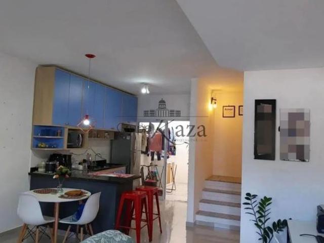 Oportunidade Casa Sobrado Chácaras Pousada do Vale Vilaggio dos Lagos 2 Dormitórios 80m²
