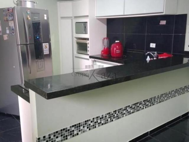 Oportunidade Casa Sobrado Comercial ou Residencial Residencial Armando Moreira Righi São José