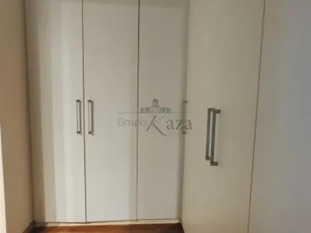 Oportunidade Casa Sobrado Condomínio das Palmeiras São João Jacareí 3 Dormitórios 119m²