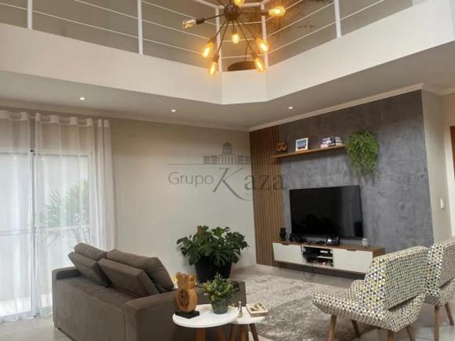 Oportunidade, Casa Sobrado, Condomínio Altos da Serra VI, Urbanova, 3 Suítes, Área Gourmet, Piscina