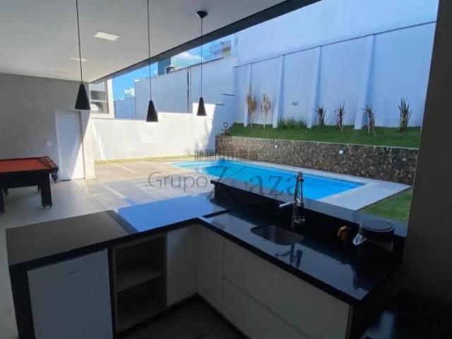 Oportunidade, Casa Sobrado, Condomínio Monacô Urbanova, 3 Dormitórios, Área Gourmet, Piscina, Lazer