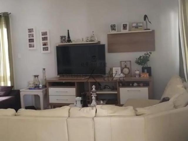 Oportunidade Casa Sobrado Condomínio Recanto da Serra Urbanova 4 Dormitórios 252m²