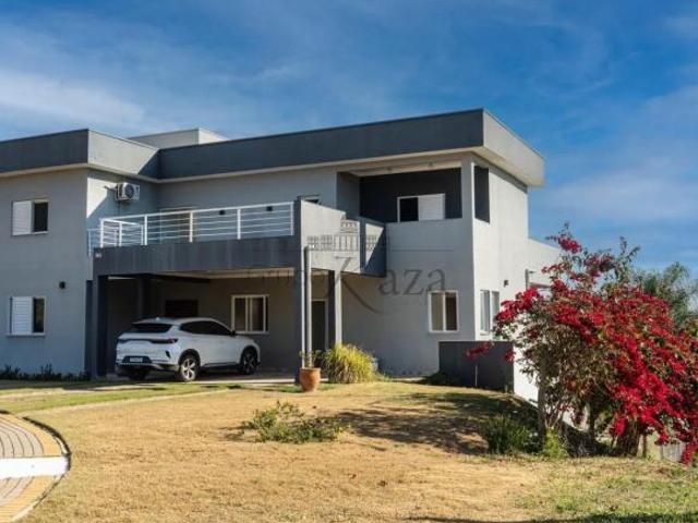 Oportunidade, Casa Sobrado Condomínio Terras de Santa Mariana, Caçapava, 4 Quartos, Piscina, Quintal