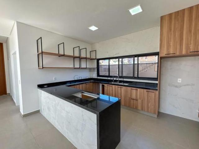 Oportunidade Casa Sobrado Condomínio Vivant Urbanova 3 Dormitórios 317,60m²