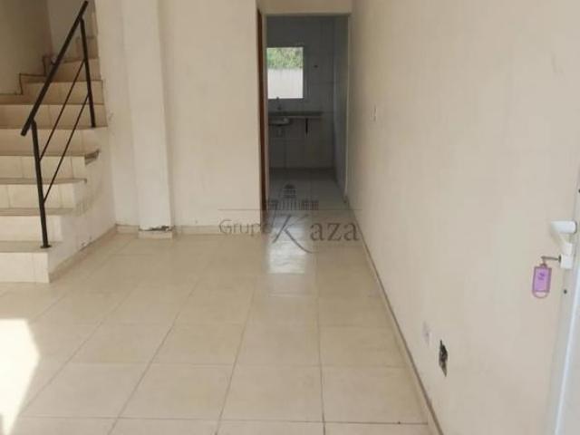 Oportunidade Casa Sobrado em Condomínio Jardim Jacinto Jacareí Condomínio Flor de Lotus 2
