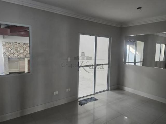 Oportunidade Casa Sobrado em Condomínio Residence Club Villa Branca Jacareí