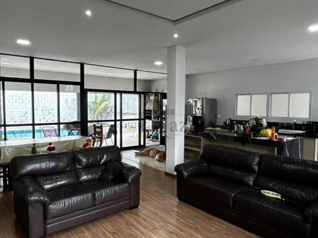 Oportunidade Casa Sobrado Jacareí Loteamento Villa Branca 3 Dormitórios 270m²