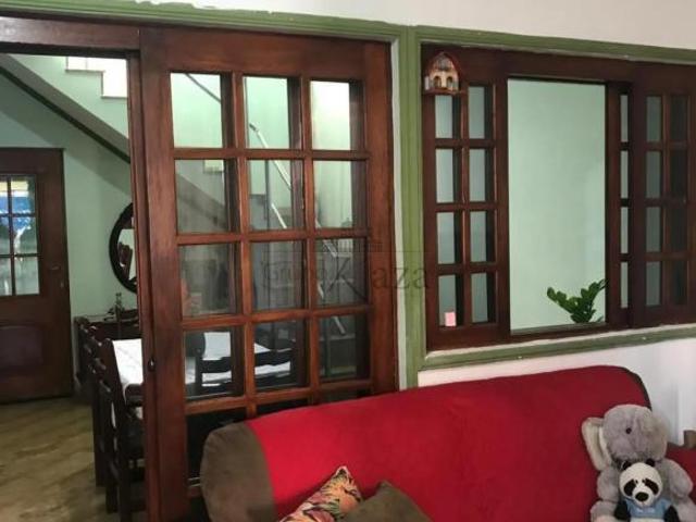 Oportunidade Casa Sobrado Jacareí Parque dos Príncipes 2 Dormitórios 100m² Estuda Permut