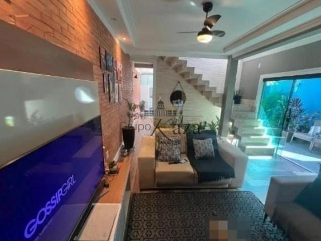 Oportunidade Casa Sobrado Jacareí Residencial Parque dos Sinos 4 Dormitórios 280m²