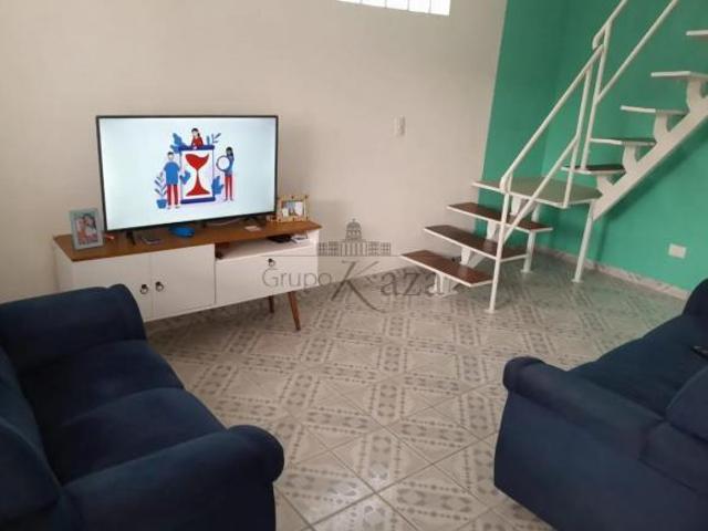 Oportunidade Casa Sobrado Jacareí Residencial Parque dos Sinos 2 Dormitórios 175m²