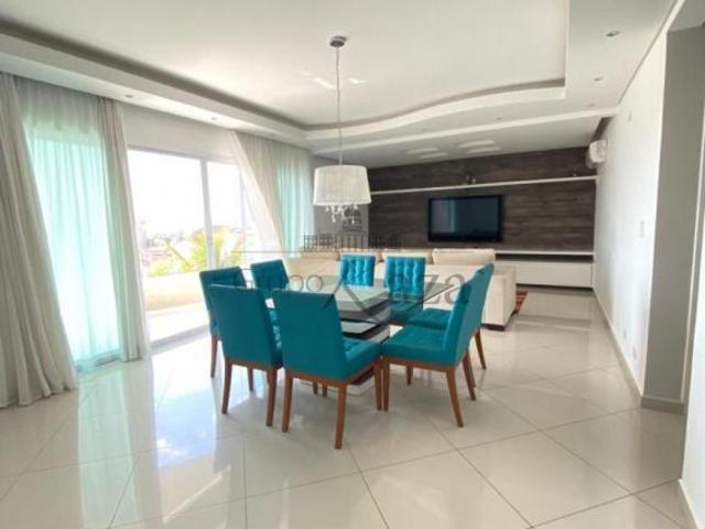 Oportunidade Casa Sobrado Jardim Terras de São João 3 Dormitórios uma suíte 385m² terreno 569m²