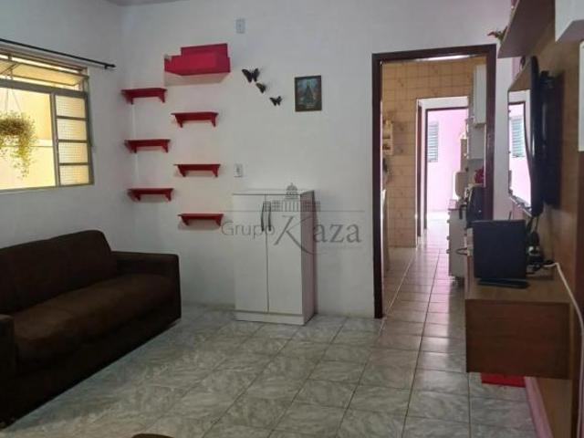 Oportunidade Casa Sobrado Jardim das Cerejeiras 3 Dormitórios 127,50m²