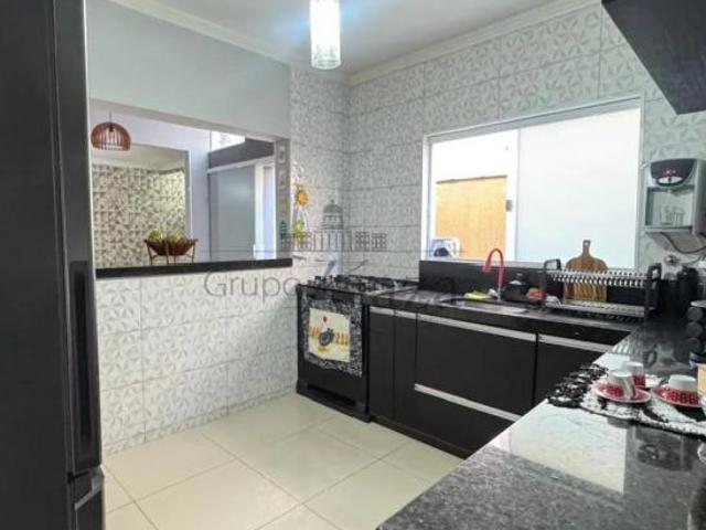 Oportunidade Casa Sobrado Jardim Emília Jacareí 3 Dormitórios 124,64m²