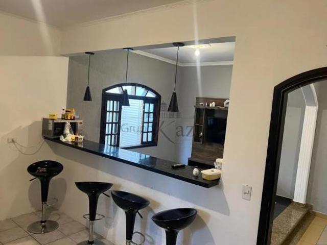 Oportunidade Casa Sobrado Jardim Portugal 3 Dormitórios 155m²