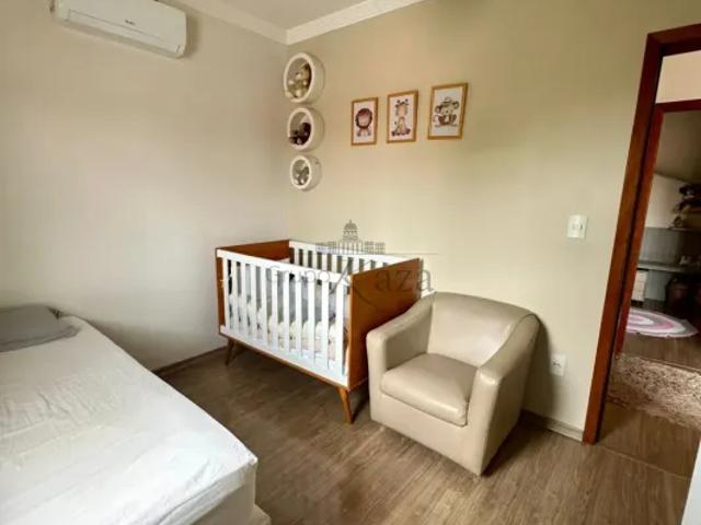 Oportunidade Casa Sobrado Jardim São Vicente 3 Dormitórios 155m²
