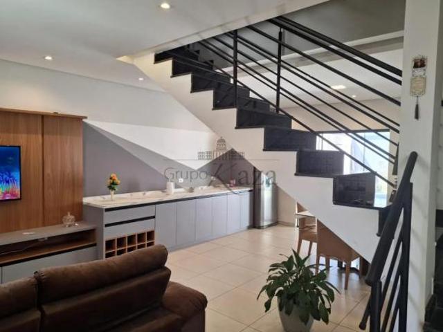 Oportunidade Casa Sobrado Jardim Santa Júlia 2 Dormitórios 160m² Estuda Permuta em geral