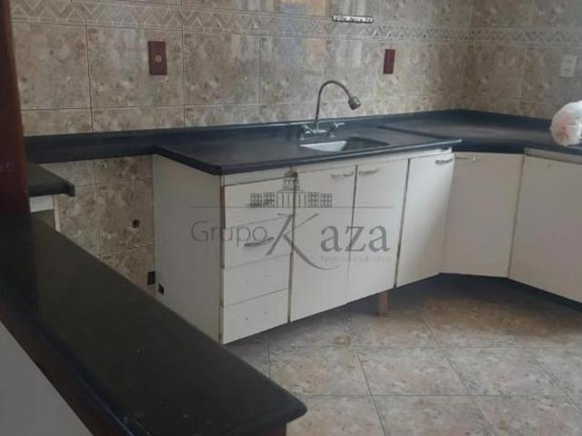 Oportunidade Casa Sobrado Parque Industrial 4 Dormitórios 180m²