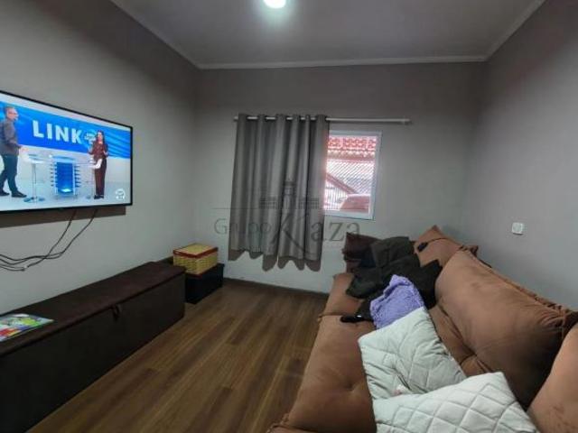 Oportunidade Casa Sobrado Residencial Altos do Bosque 5 Dormitórios 120m²