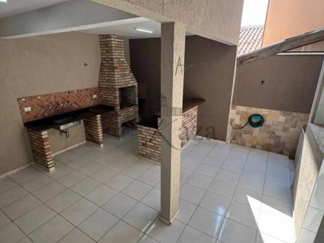 Oportunidade, Casa Sobrado Residencial De Ville, Zona Sul Sjc4 Dormitórios, Área Gourmet, 2 Vagas