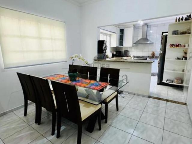 Oportunidade Casa Sobrado Residencial Jardim das Indústrias 3 Dormitórios 125m²