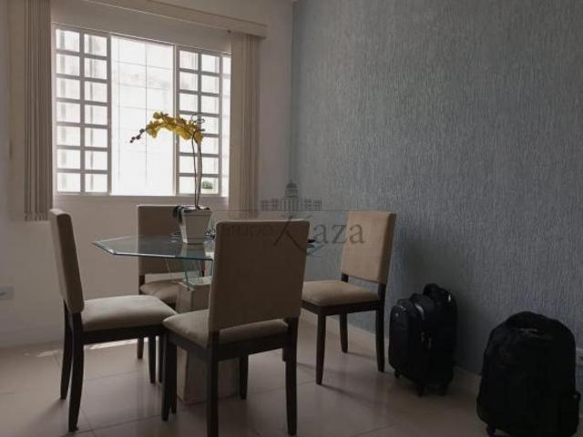 Oportunidade Casa Sobrado Residencial Santa Paula Jacareí 4 Dormitórios 191m² Estuda Per