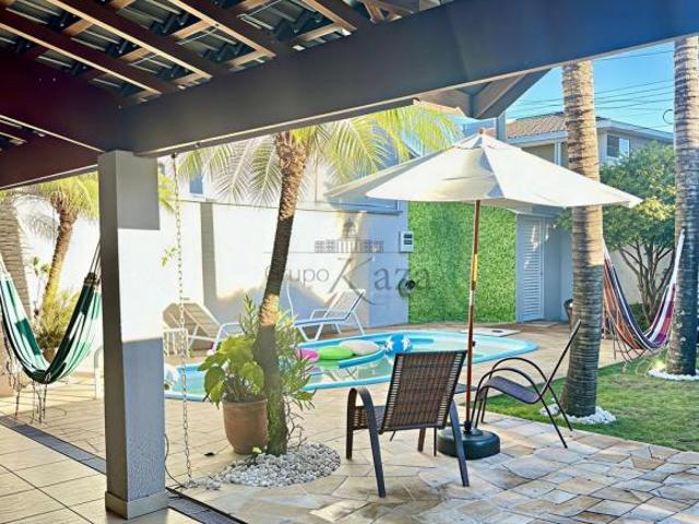 Oportunidade Casa Sobrado Villa Branca Jacareí 3 Dormitórios 260m²