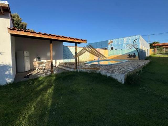 Oportunidade, chácara com 5 dormitórios em Porangaba SP, quadra de areia e piscina