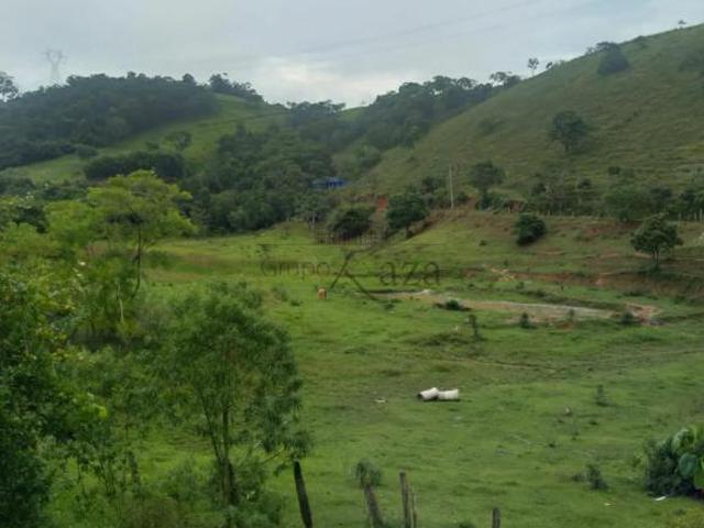 Oportunidade Chácara Rural Bairro dos Freitas 3 Dormitórios 300m²