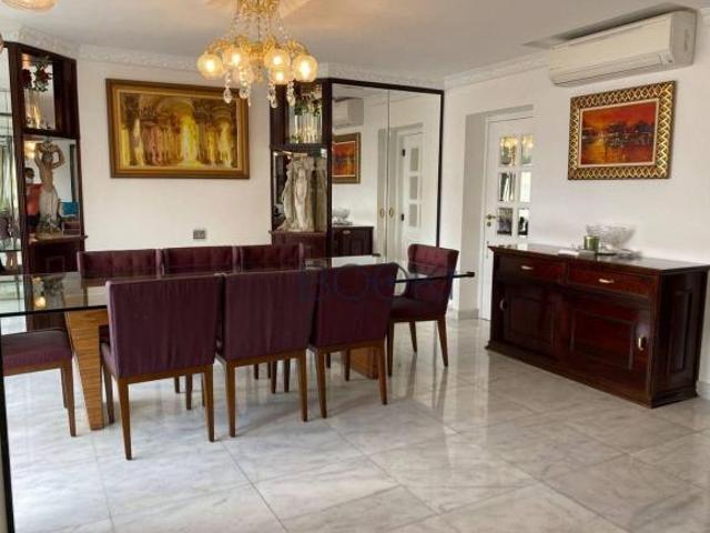 Oportunidade Charrier 220m²