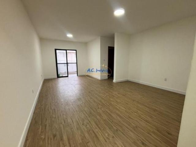 Apartamento em Vila Tupi Praia Grande, SP