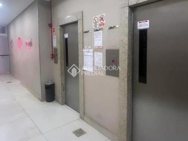OPORTUNIDADE APT NO CENTRO DE PORTO ALEGRE
