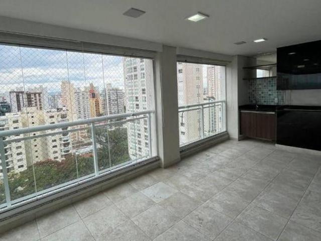 Oportunidade APT em andar alto com 4 suítes à venda Vila Adyana
