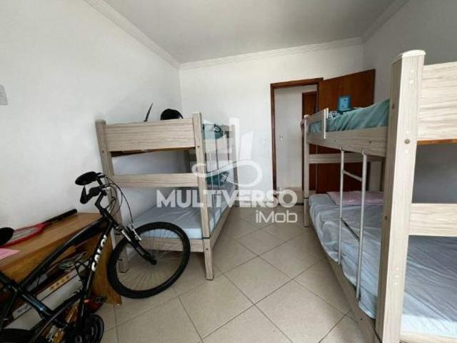 OPORTUNIDADE: APT FRENTE MAR PÉ NA AREIA, ANDAR ALTO