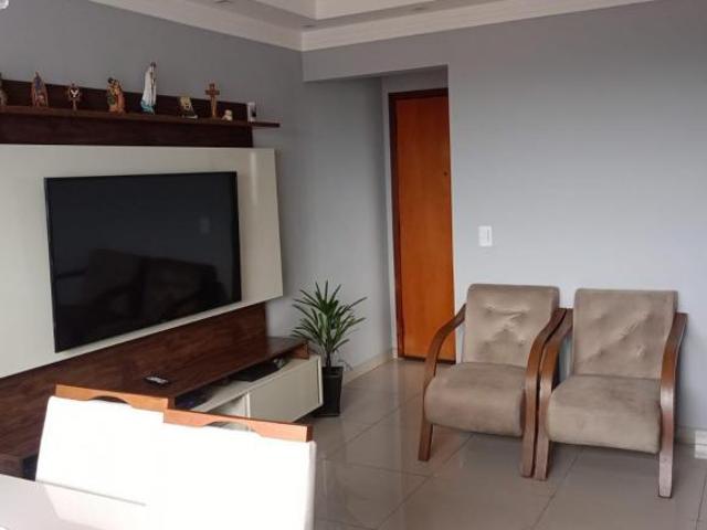 Oportunidade! Apto 72m² Todo Reformado, Andar Alto e 2 Vagas!