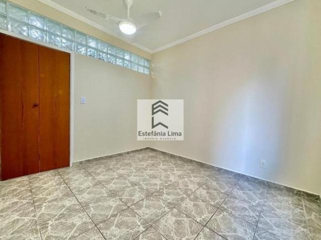 OPORTUNIDADE! Apto 100 metros da Praia Pitangueiras 2 Dormitórios Guarujá
