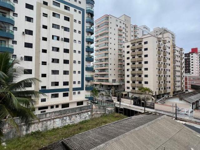 Oportunidade! apto mobiliado 2 dorms, sendo 1 suite na Ocian próximo a praia!