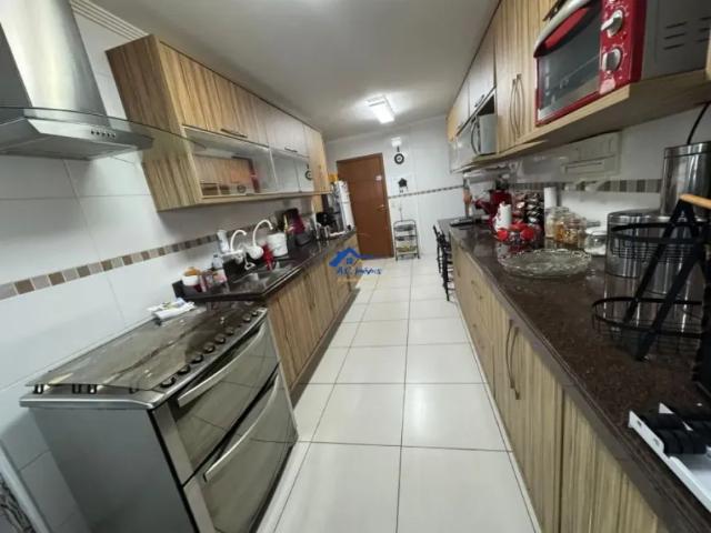 Oportunidade! Apartamento 04 dorms, com vista mar, Aviação!