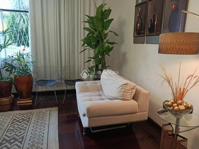 OPORTUNIDADE! APARTAMENTO 2 QUARTOS, CENTRO DE CANOAS, SEMI MOBILIADO E ESPAÇOSO